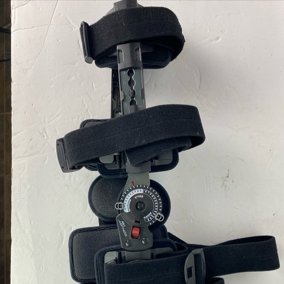 DonJoy | Other | Donjoy Xrom Postop Knee Leg Brace Left Or Right ...